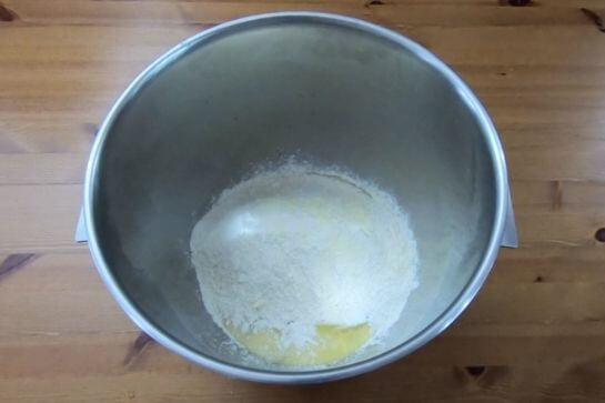 Pan de Sal Recipe – Filipino Breakfast Bread - Ludy's Kitchen